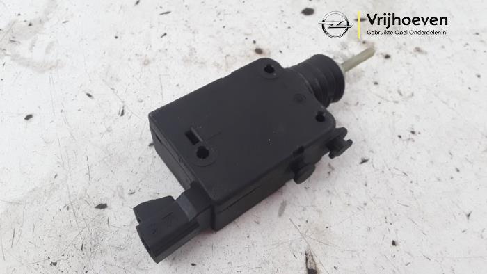 Tankklep Vergrendelingsmotor Opel Astra G 1.6 - 90589918 GM