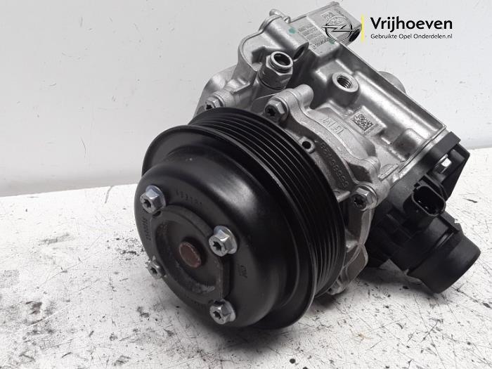 Oliekoeler Opel Zafira Tourer 1.6 SIDI Eco Turbo 16V - 55585428 A16XHT
