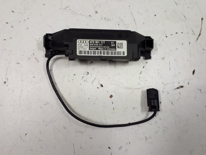 Alarm sensor Audi A6 Avant 2.0 TDI 16V - 4F0951177