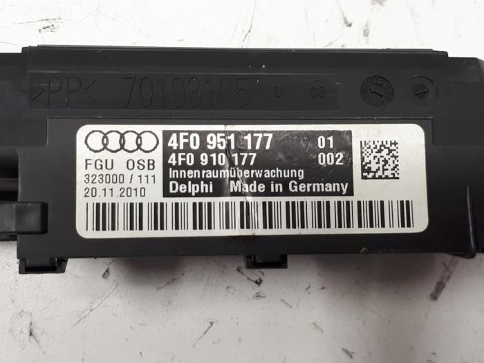 Alarm sensor Audi A6 Avant 2.0 TDI 16V - 4F0951177