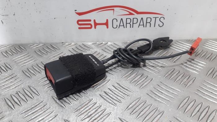 Mercedes A-Klasse Veiligheidsgordel Insteken links-voor voorraad