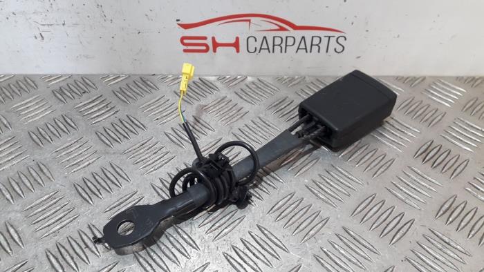 Veiligheidsgordel Insteken links-voor met artikelnummer A2468600169 ...