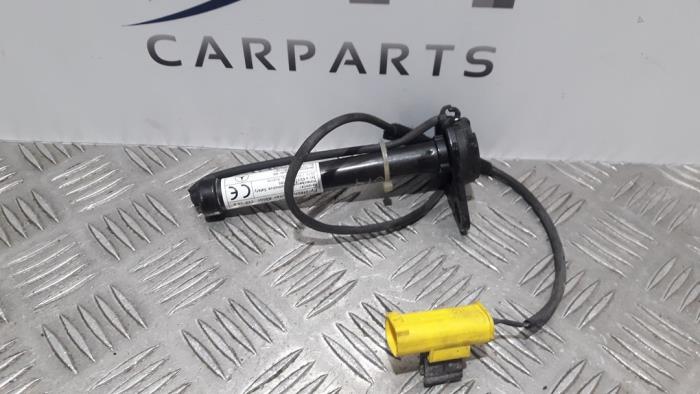 Popup Systemen Motorkap met artikelnummer A1179061000 voorraad