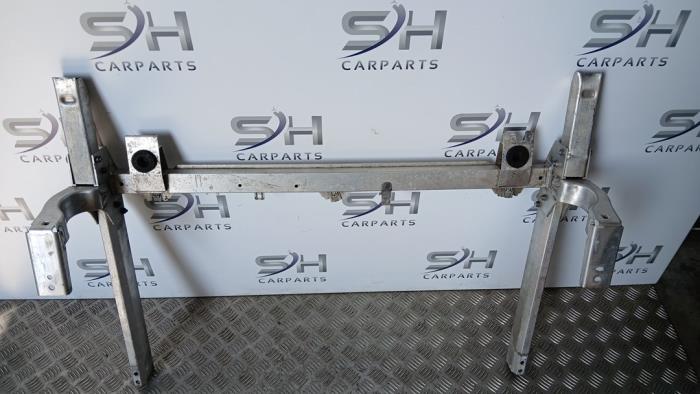 Frontpanelen met artikelnummer A2466200019 voorraad