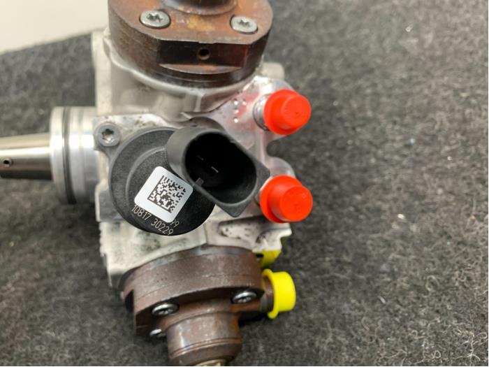 Brandstofpomp Mechanisch Porsche Panamera 3.0 D V6 24V - 0445010642 CRC OEM