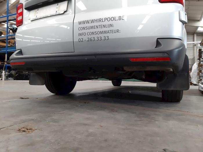 Achterbumper Volkswagen Transporter T6 2.0 TDI DRF - 7E0807305D
