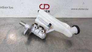 Hoofdremcilinders met artikelnummer A2464300202 voorraad