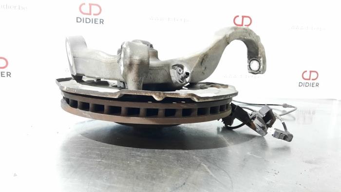 Fusee rechts-voor Mercedes E E-220d 2.0 Turbo 16V - A0004218700