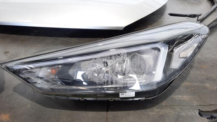 Voorkop compleet Hyundai Tucson 1.6 CRDi 16V 136 - 92101D7600