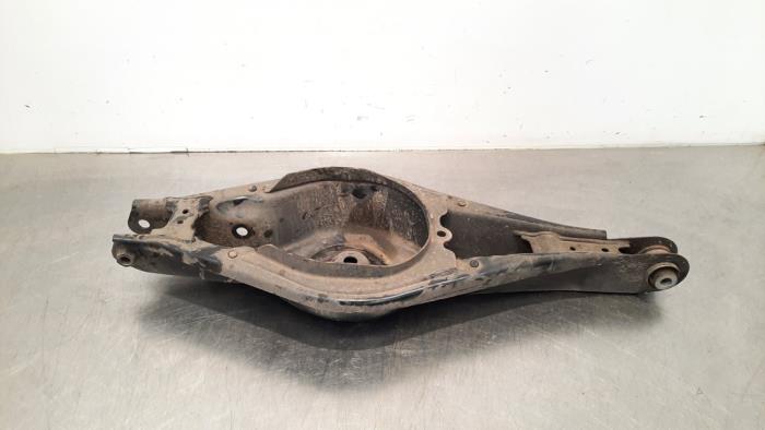 Draagarmen rechts-achter met artikelnummer 32221200 voorraad