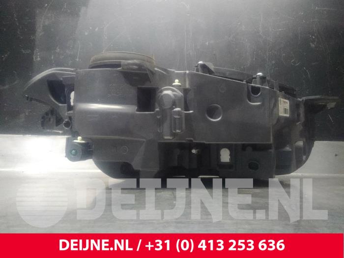 Koplamp links Volvo XC90 II - 31353141 VALEO