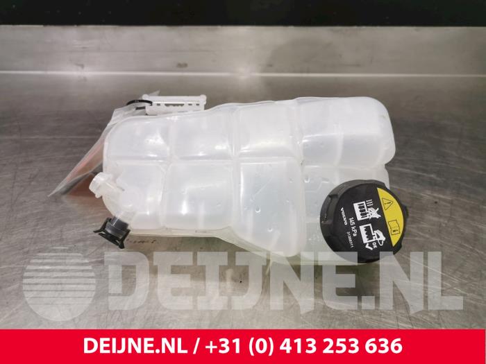 Gebruikte Volvo V40 1.5 T3 16V Geartronic Expansievat - 31338764