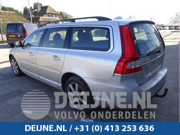 Gebruikte Volvo V70 (BW) 2.0 D3 16V Dakrail set - van Deijne Onderdelen ...
