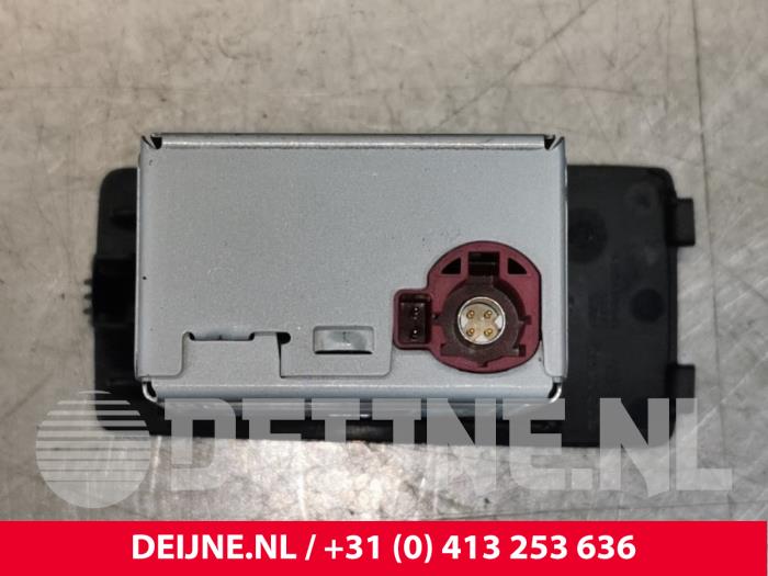 AUX/USB aansluiting Volvo XC60 II 2.0 T6 16V Twin Engine - 31407038 VOLVO