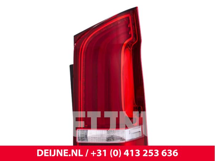 Achterlichten rechts met artikelnummer 4478200664 voorraad