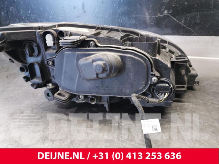 Koplamp links Volvo S60 II 1.6 DRIVe,D2 - 31420115