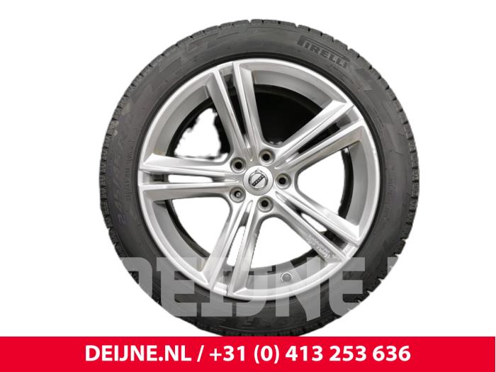 Velg - Lichtmetaal VOLVO - van Deijne Onderdelen Uden B.V.