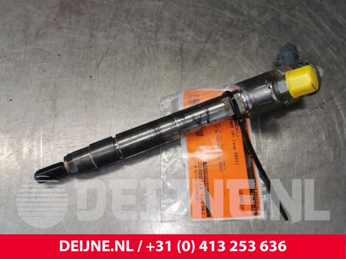 Verstuivers (diesel) met artikelnummer 9828959880 voorraad