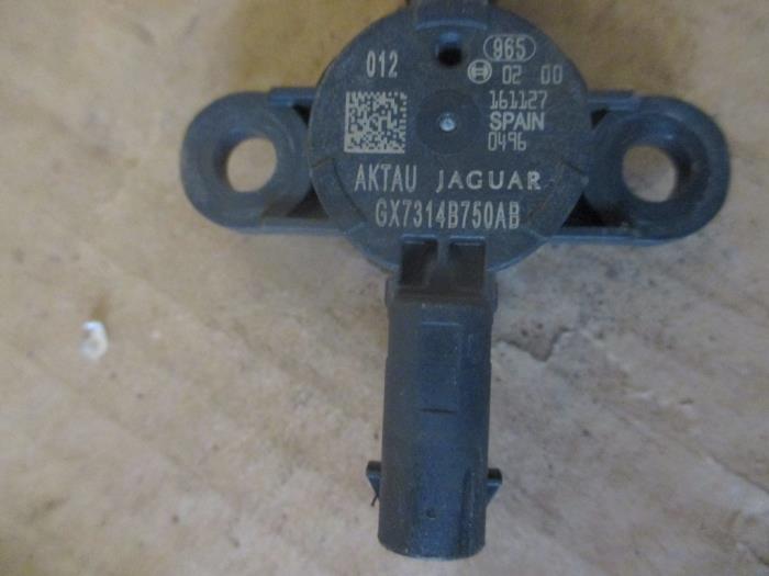 Voetganger Crash sensor Jaguar XE 2.0 D E-Performance 16V - T4N3601