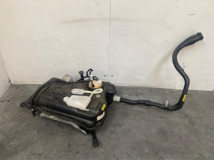 Tanken met artikelnummer 987654321 voorraad | Onderdelenlijn.nl