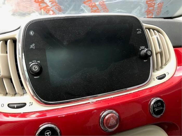 Fiat 500 Navigatie Displays voorraad | Onderdelenlijn.nl