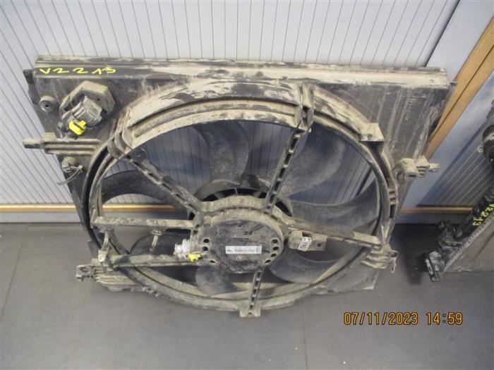 Koelvin Motoren met artikelnummer 214814EA0A voorraad