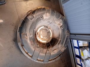 Toyota Landcruiser Reservewielbakken voorraad | Onderdelenlijn.nl