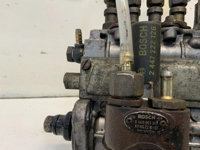 Dieselpomp Mercedes 200-300D 200 D - 0400074978 615940 BOSCH