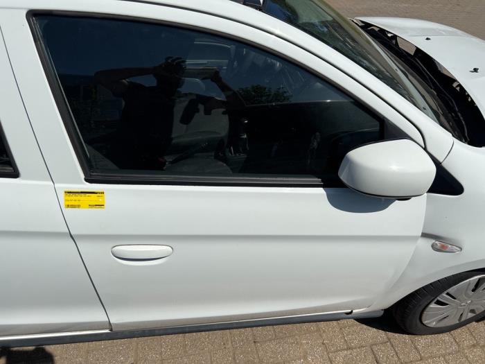 Portier 4Deurs rechts-voor Mitsubishi Space Star 1.0 12V W19A - 5700B484