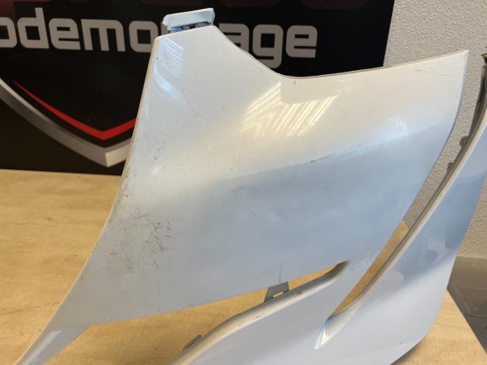 Voorbumper Peugeot 208 II 1.2 Vti 12V PureTech 100 - 164982701T