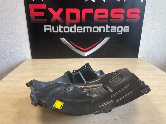 Wielkuip Mercedes C C-180 1.5 EQ Boost - A2068840300