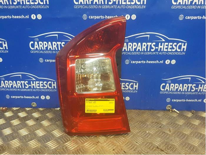 Gebruikte Kia Carens III (FG) 2.0i CVVT 16V Achterlicht links ...