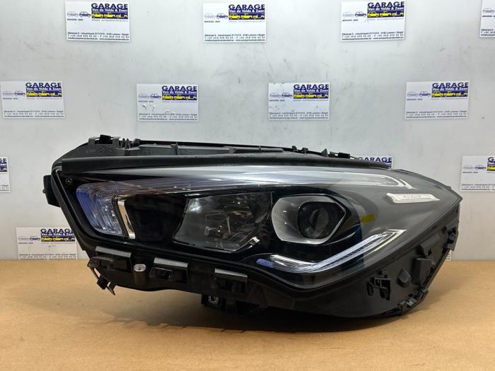 Koplampen links met artikelnummer A1189062500 voorraad