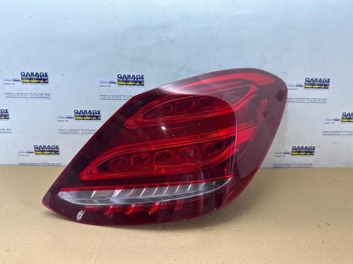 Achterlichten links met artikelnummer A2059060357 voorraad