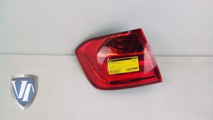 Achterlicht links BMW 3 serie 318d 2.0 16V - 63217312845