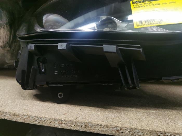 Koplamp rechts Mercedes GLC - A2539065201 MERCEDES