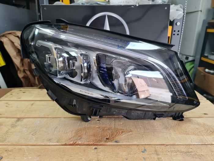 Koplamp rechts Mercedes C - A2059061606 MERCEDES
