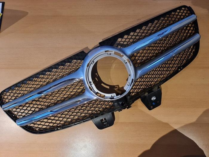 Grille Mercedes V 9051 - A4478881700 - De Vogel Auto's B.V.