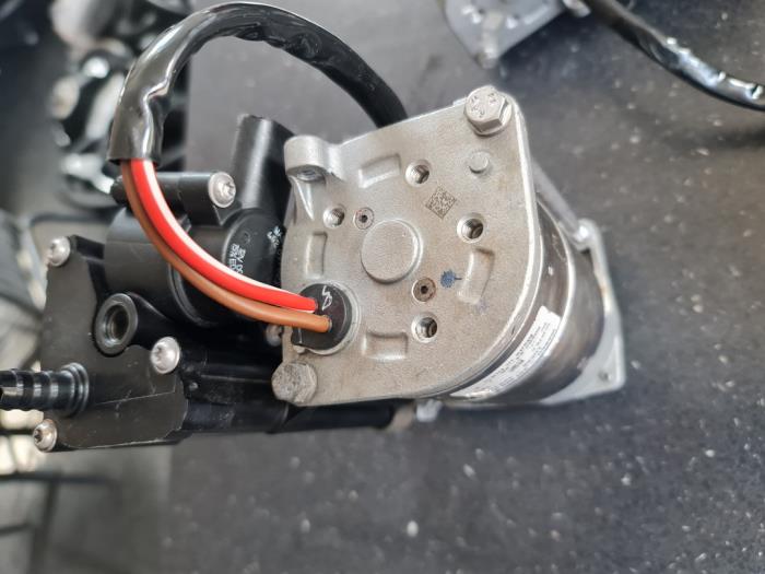 Luchtpomp (Vering) Mercedes C-Klasse - A0993200004 WABCO