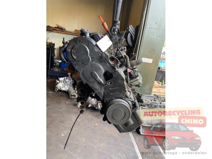 Motor Volkswagen Transporter T5 1.9 TDi - AXB