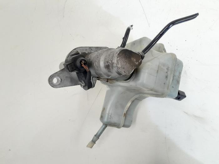 Hoofdremcilinder Volkswagen Passat 2.0 TDI 16V 170 - 1K0945459 CFG VW-AG