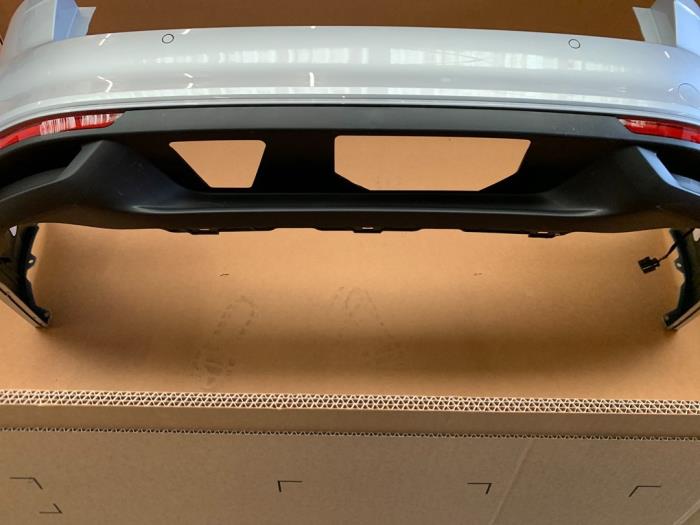 Achterbumper Volkswagen Passat Variant 1.8 TSI 16V LC7A - 7N0864733A