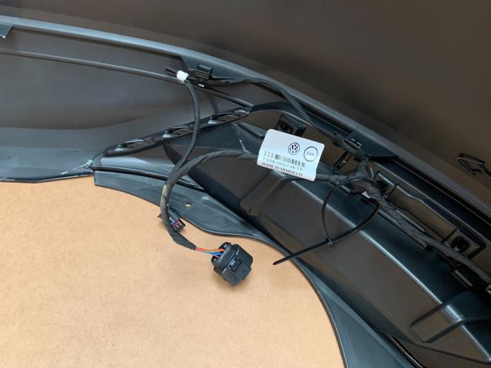 Achterbumper Volkswagen Passat Variant 1.8 TSI 16V LC9X - 7N0864733A