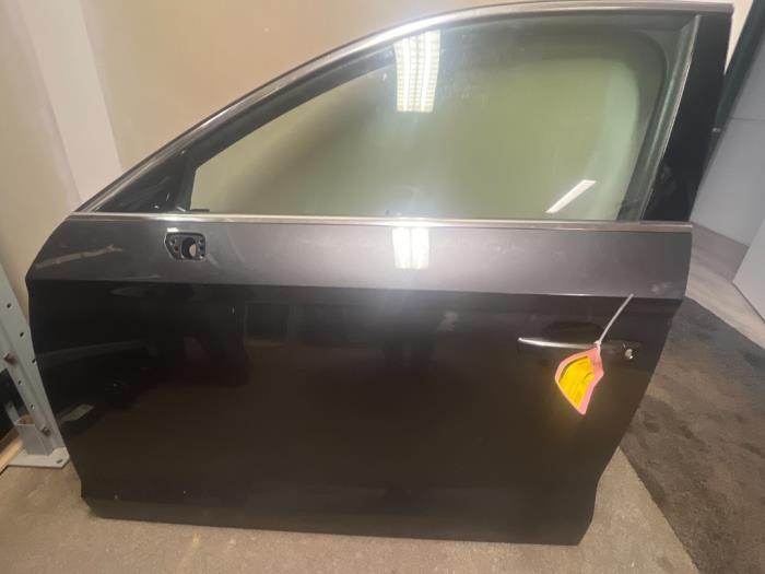 Audi RS3 Portieren 4Deurs links-voor voorraad | Onderdelenlijn.nl