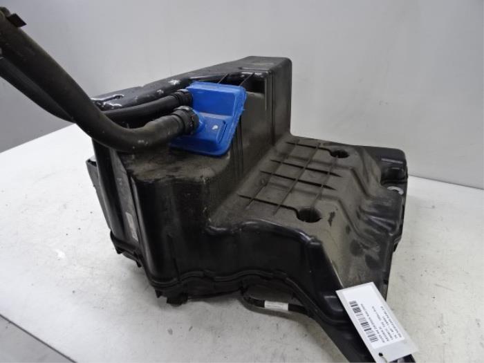 Audi A4 Adblue tanks voorraad | Onderdelenlijn.nl