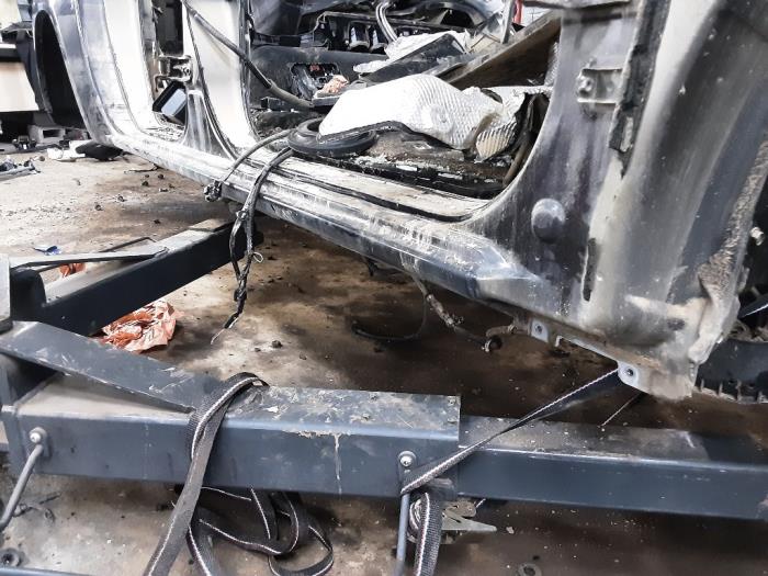 Mercedes Pick-Up Dorpels rechts voorraad | Onderdelenlijn.nl