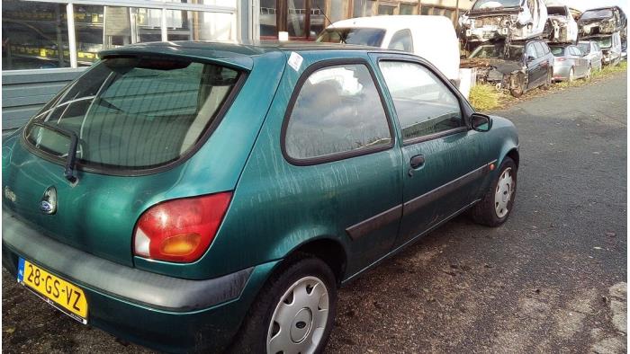 Ford Fiesta 4 1.25 16V Sloopvoertuig (2001, Groen)