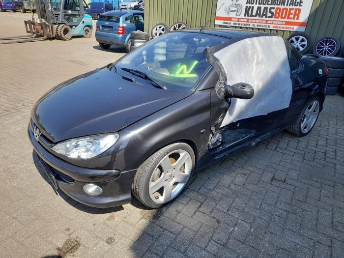Peugeot 206 CC 1.6 16V Sloopvoertuig (2006, Zwart)