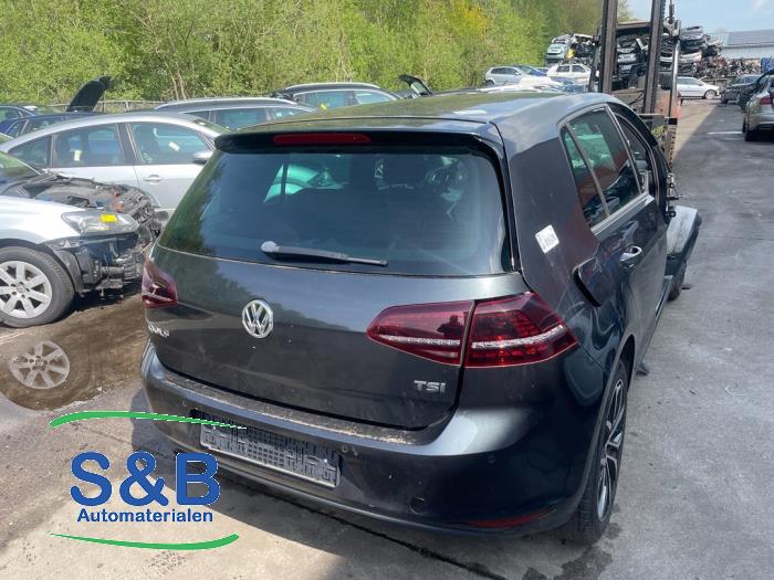 Volkswagen Golf VII 1.2 TSI 16V Sloopvoertuig (2016, Zwart)