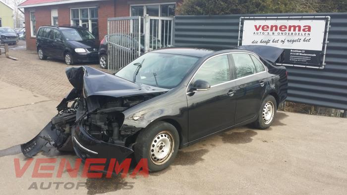 Volkswagen Jetta III (1K2) 2.0 16V FSI (sloop, bouwjaar 2006, kleur ...